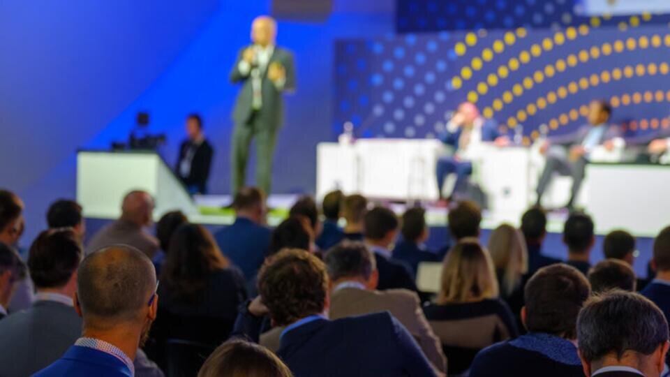 Solventum Spracherkennungslösungen Fluency Direct und Fluency Align